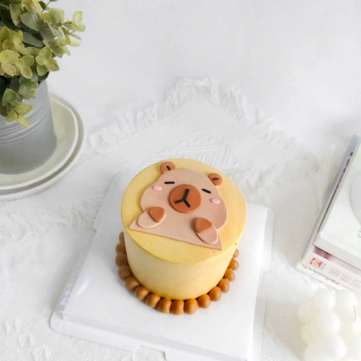 Capybara Cake Collection & Designs — YippiiGift