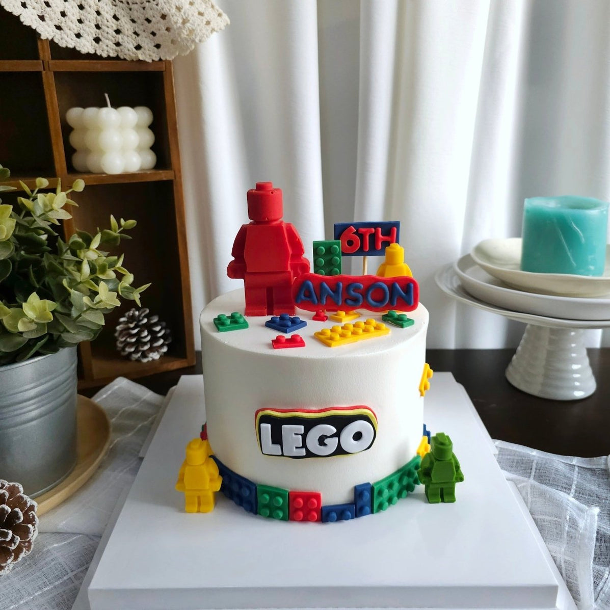 Lego Minifigure Cake 6 Inch (Fondant) — YippiiGift