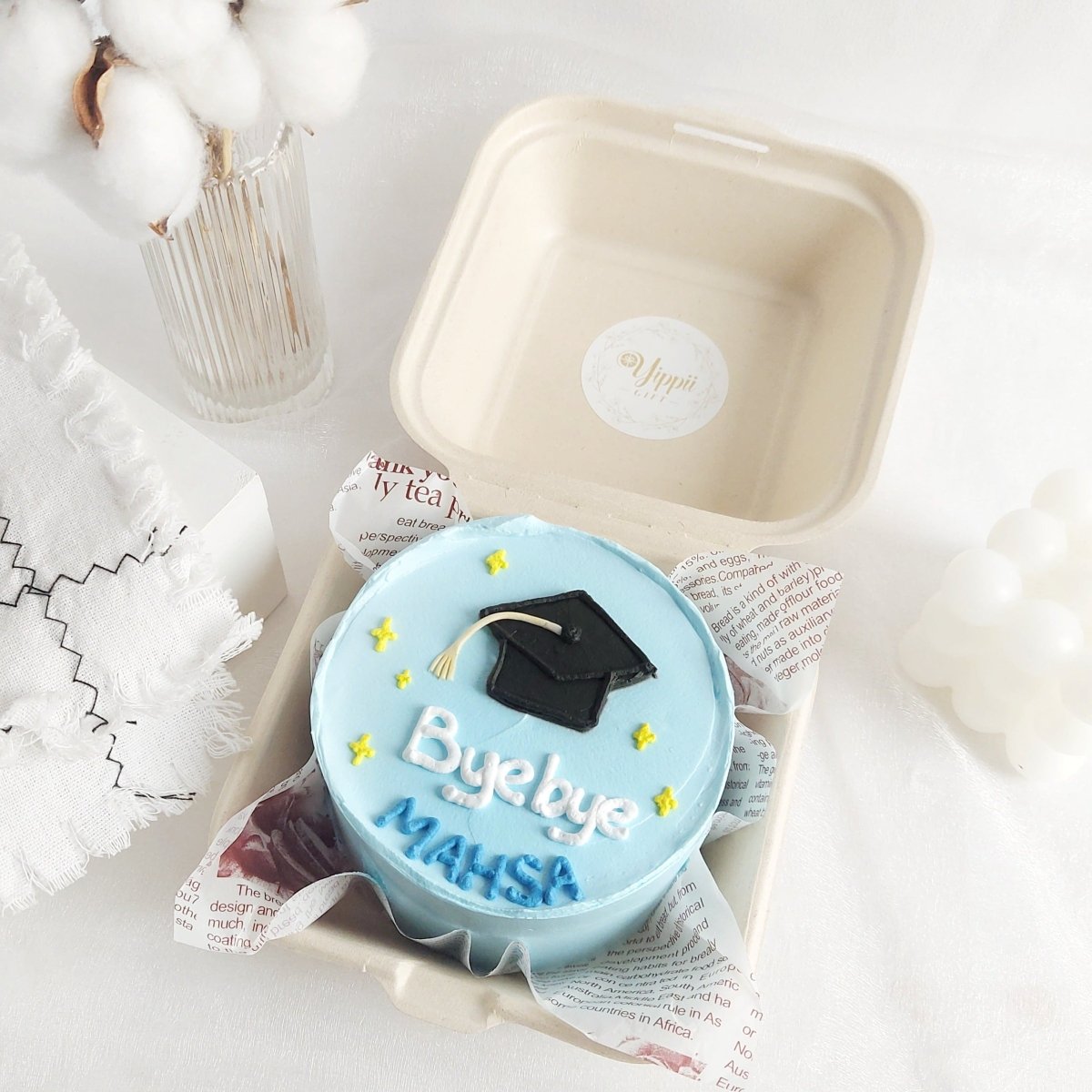 Bento Cake - Graduation | YippiiGift