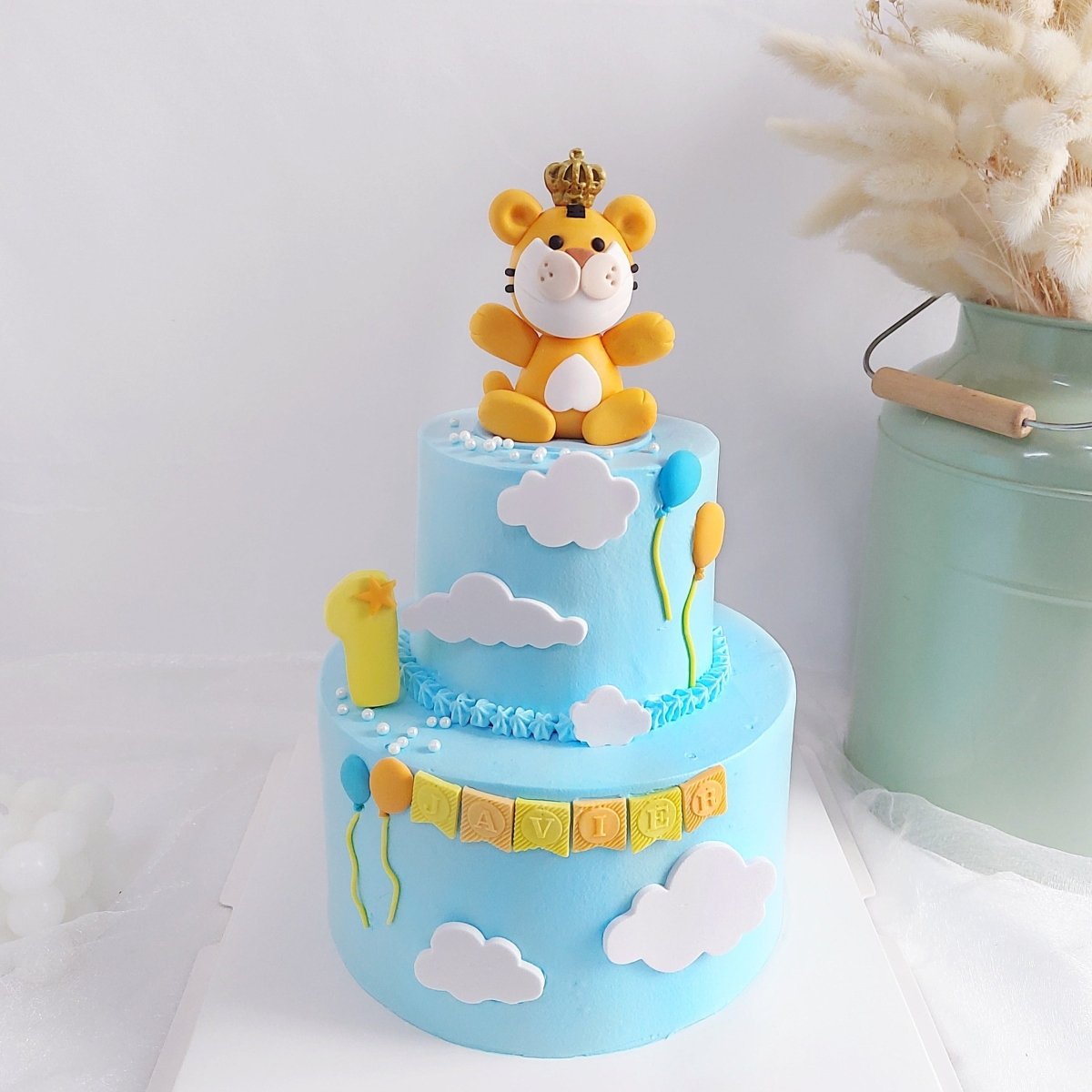 Two Tier Crown Tiger Cake 4 Inch + 6 Inch (Buttercream) | YippiiGift